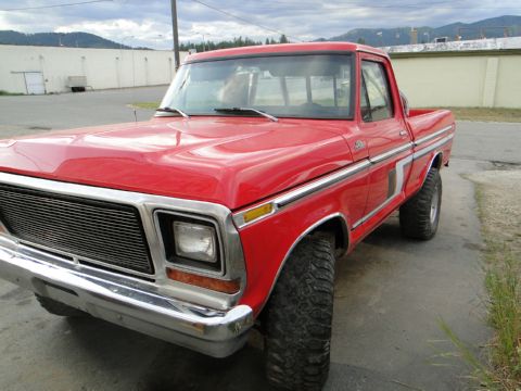 Tommy Lee's Customs: 1977 Ford F-150 Resto-Mod